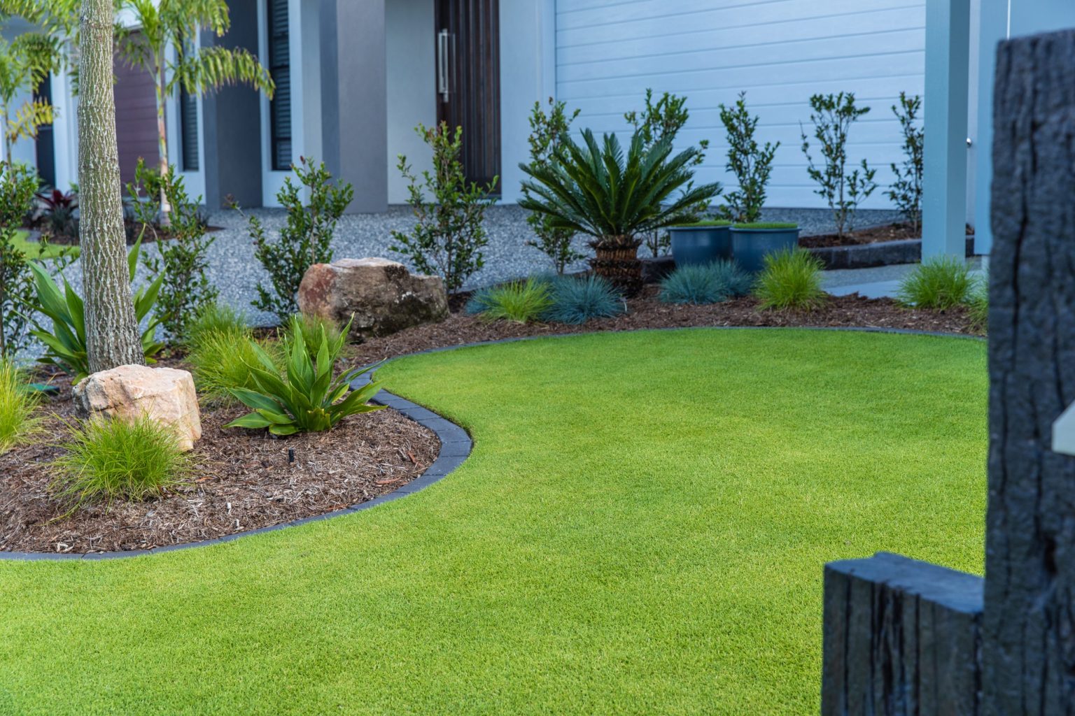 The Best Grass for the Best Lawn - Lawn Solutions Australia